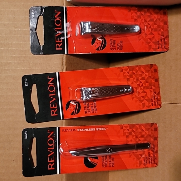 Revlon | Makeup | New Bundle Revlon Nail Clipper With File And Tweezer ...